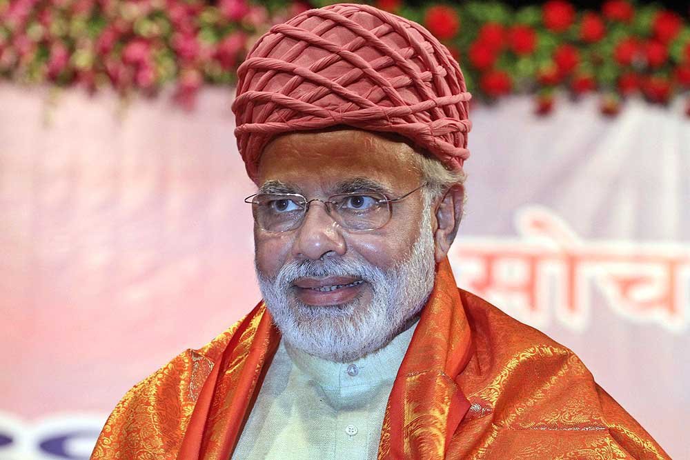27 Photos Of Narendra Modi Wearing Hats - ScoopWhoop