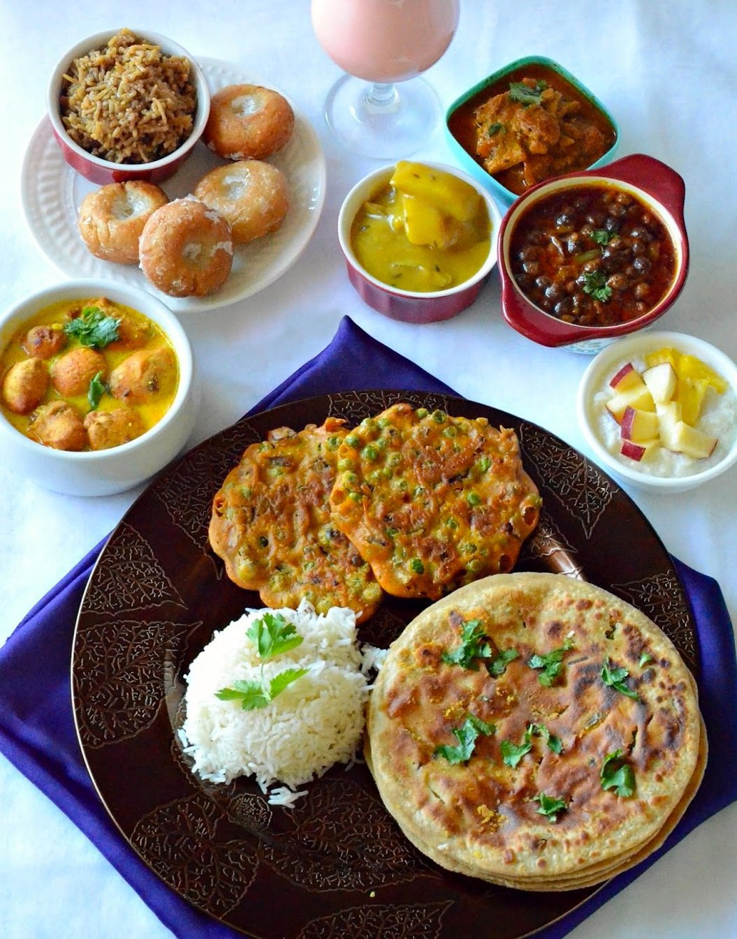 10 ‘Thalis’ From Around India That Will Take You To Food Heaven