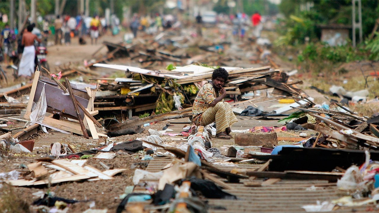 10 Major Tragedies And How India Came Out Stronger From Them