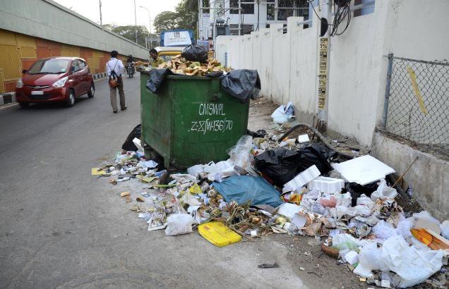 20 Types Of Chutiyas We Meet On A Daily Basis - ScoopWhoop