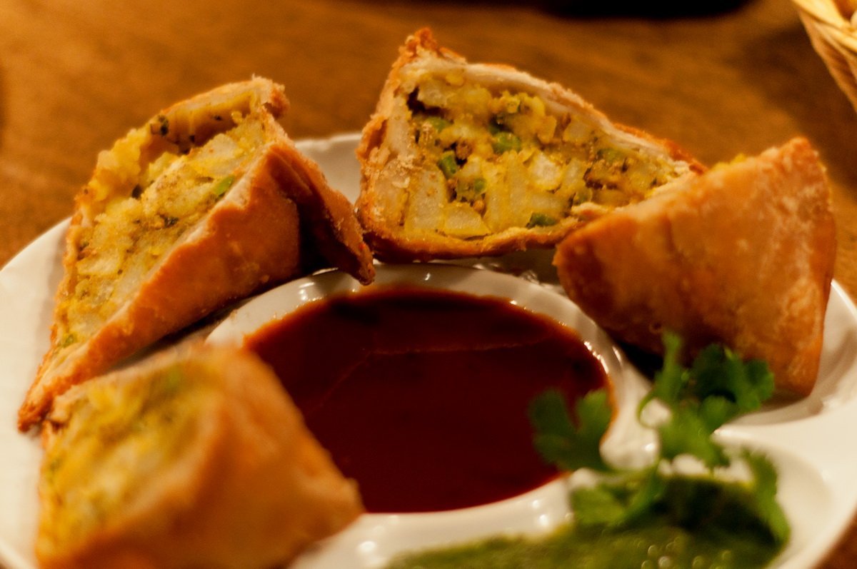 15 Signs That Samosa Is The True Love Of Your Life - ScoopWhoop