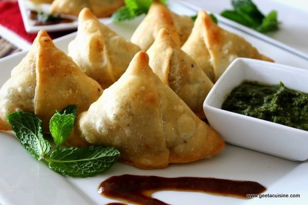 15 Signs That Samosa Is The True Love Of Your Life - ScoopWhoop