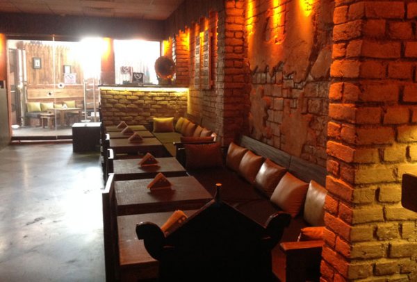17 Cool Places To Drink In Delhi That Are Easy On The Pocket