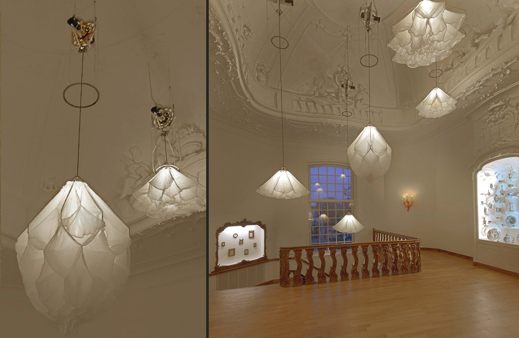 Designers Create Amazing Folding Lights That Bloom Like Flowers ...