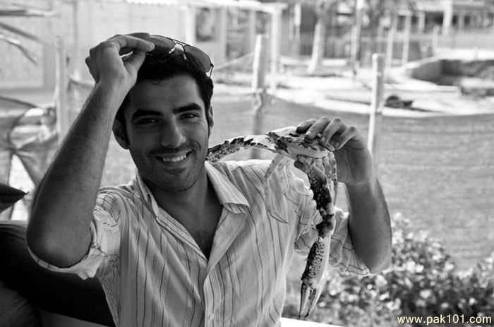 These 22 Men From Pakistan Are A Perfect Cocktail Of Good Looks & Talent