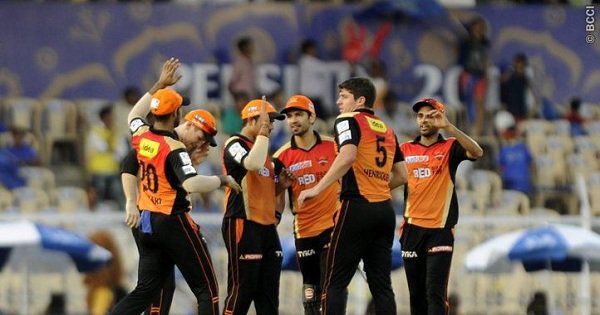 SRH Slam Royals In High-Scoring Contest - ScoopWhoop