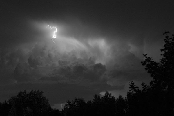 How To Summon A Ghost? | 20 Ways To Call Spirits & Summon A Ghost