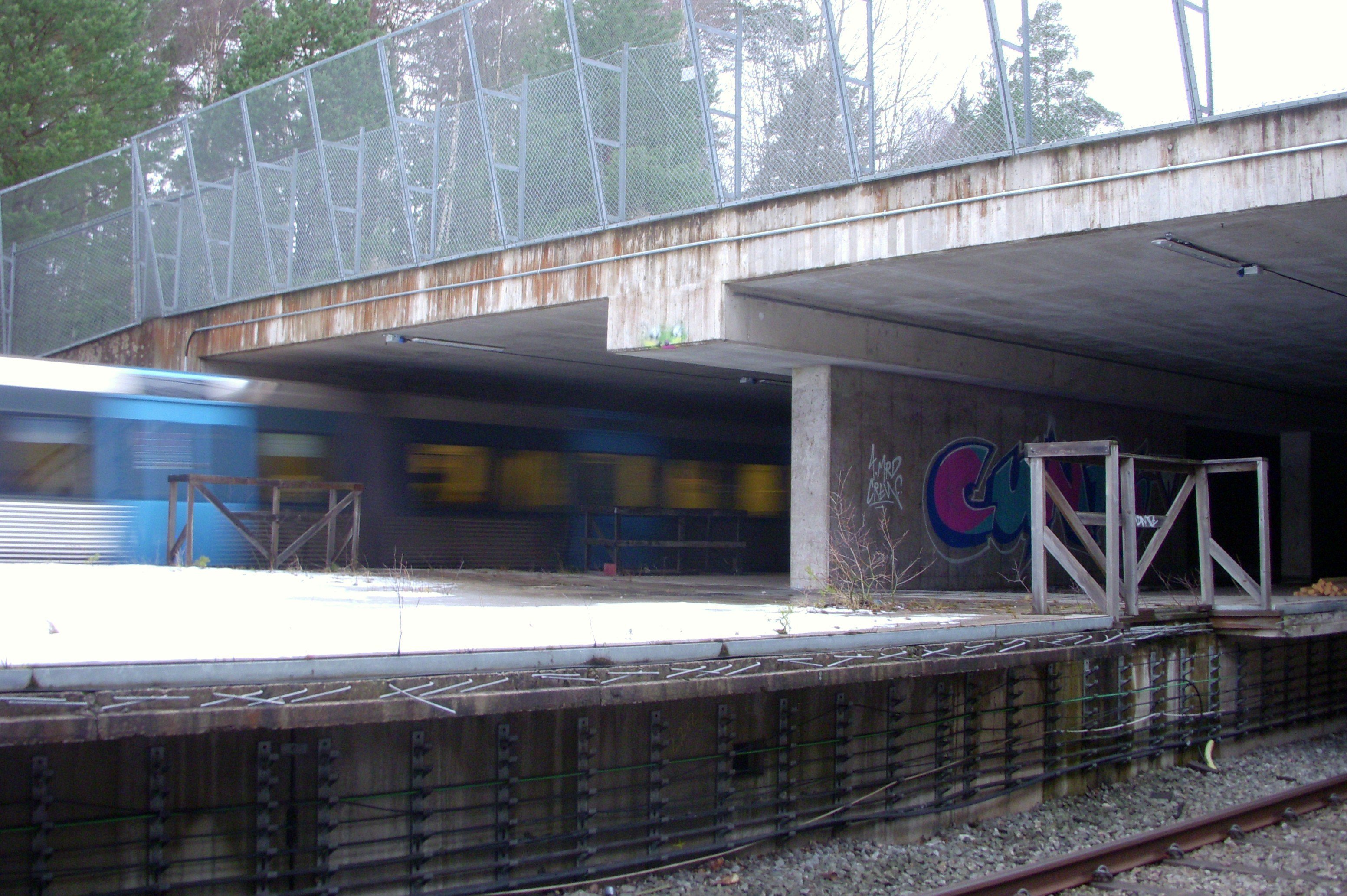 12 Haunted Train Stations That Will Instantly Give You Cold Sweat