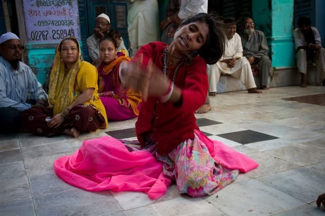 5 Indian Religious Shrines That Still Practice Exorcism - ScoopWhoop