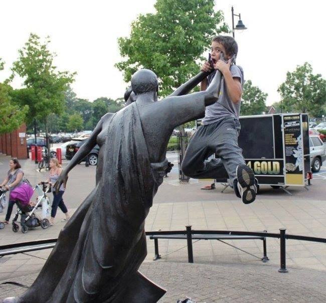 30 People Who Got Really Weird With Statues In Public - ScoopWhoop