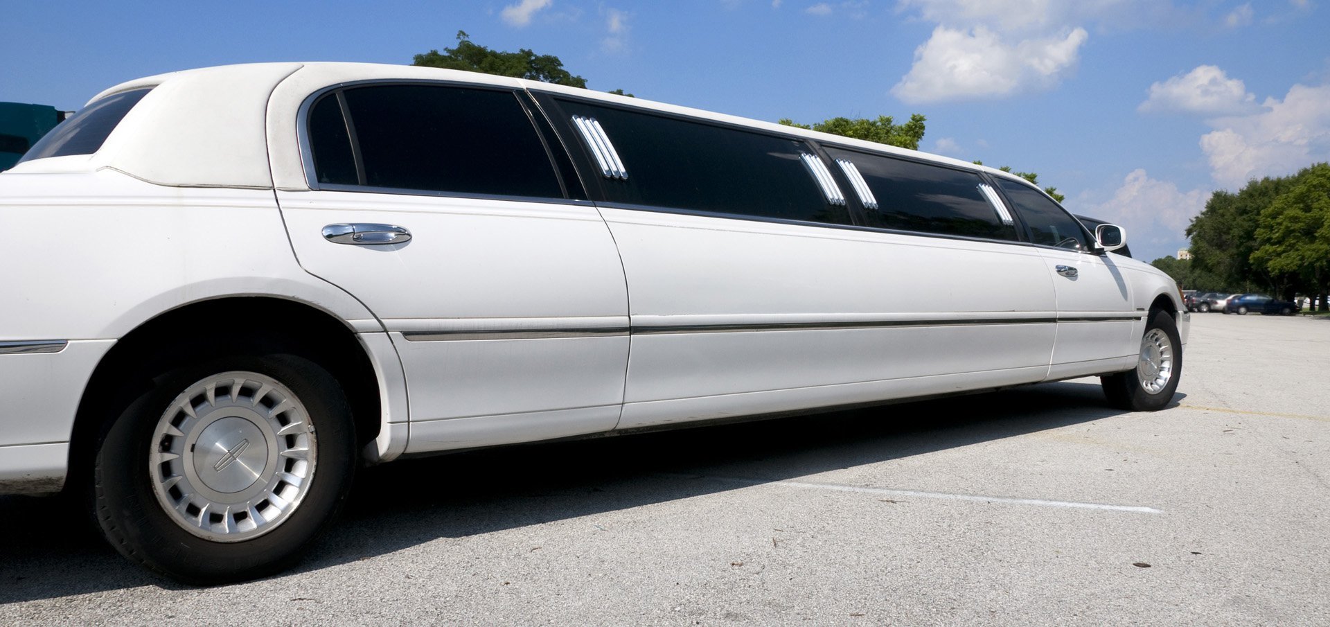 17 Unspoken Car Etiquettes Every Passenger Should Know - ScoopWhoop