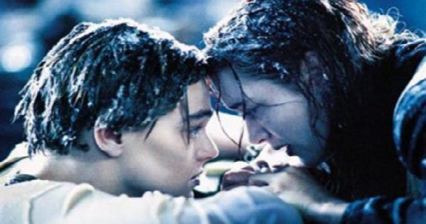 28 Most Iconic Scenes From Hollywood Movies - ScoopWhoop