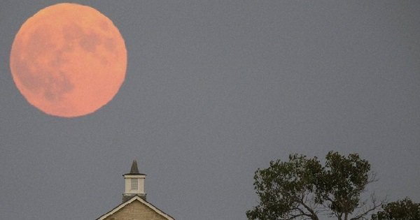 Did You Miss The Rare Super Moon? Take A Global Peek With These ...