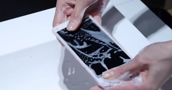 Japan To Get World’s First Smartphone That Can Be Washed With Soap And ...