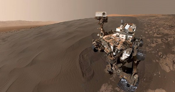 NASA’s Curiosity Rover Went On A Selfie Spree Again And The View Was ...