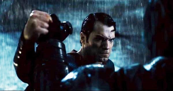 Did Batman Just Block Superman’s Punch In This Third And Final ‘Dawn Of ...