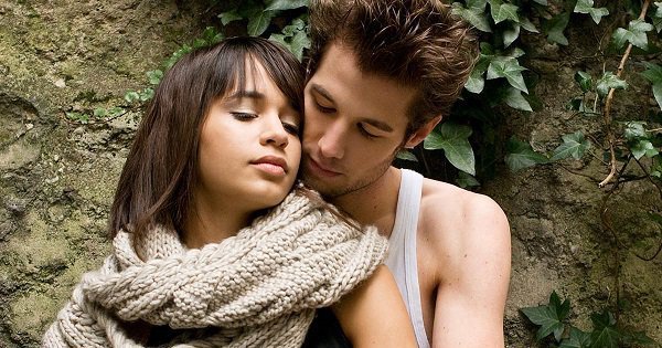 Why Is Our First Love So Special? Why Do We Never Get Over It? - ScoopWhoop