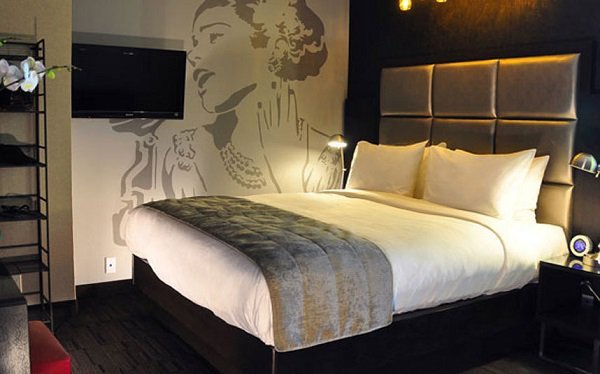 15 Of The Most Erotic Hotel Rooms From Across The World For Those Who ...