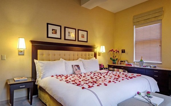 15 Of The Most Erotic Hotel Rooms From Across The World For Those Who ...