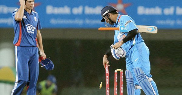 Here’s The Reason MS Dhoni Collects Stumps After Every Victory - ScoopWhoop