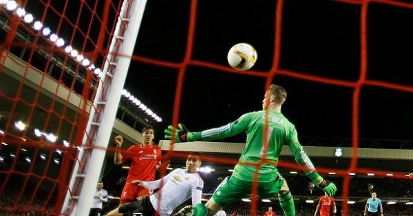 Super Liverpool Beats Woeful Manchester United During Their First Clash ...