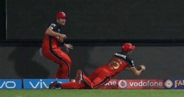 Shane Watson and David Wiese display brilliant fielding skills in IPL