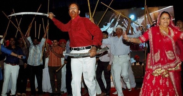 Ex-Gujarat Cop DG Vanzara’s Dance Celebrating His Release Is All You ...