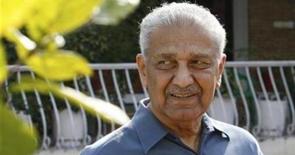 Pakistani nuclear physicist A Q Khan says country can target Delhi in ...