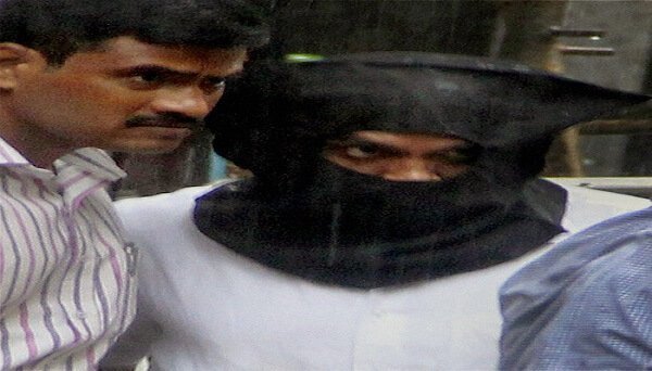 After Being On The Run For 17 Years, Wanted Gangster Brought To Mumbai ...
