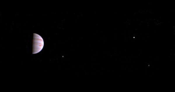 NASA's juno mission sends first in orbit view of jupiter