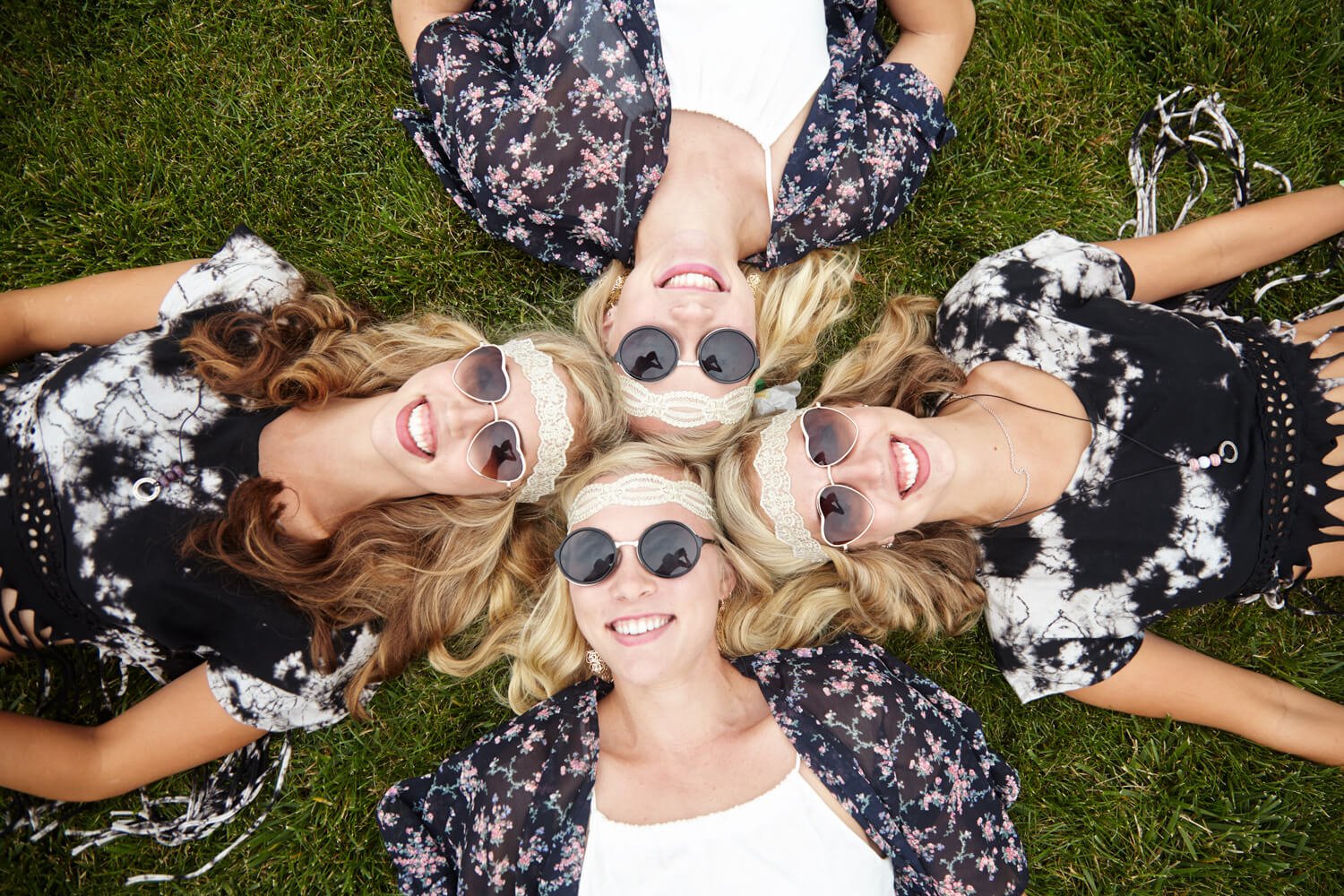 These Photos From The World’s Largest Twin Festival Will Make You Want ...