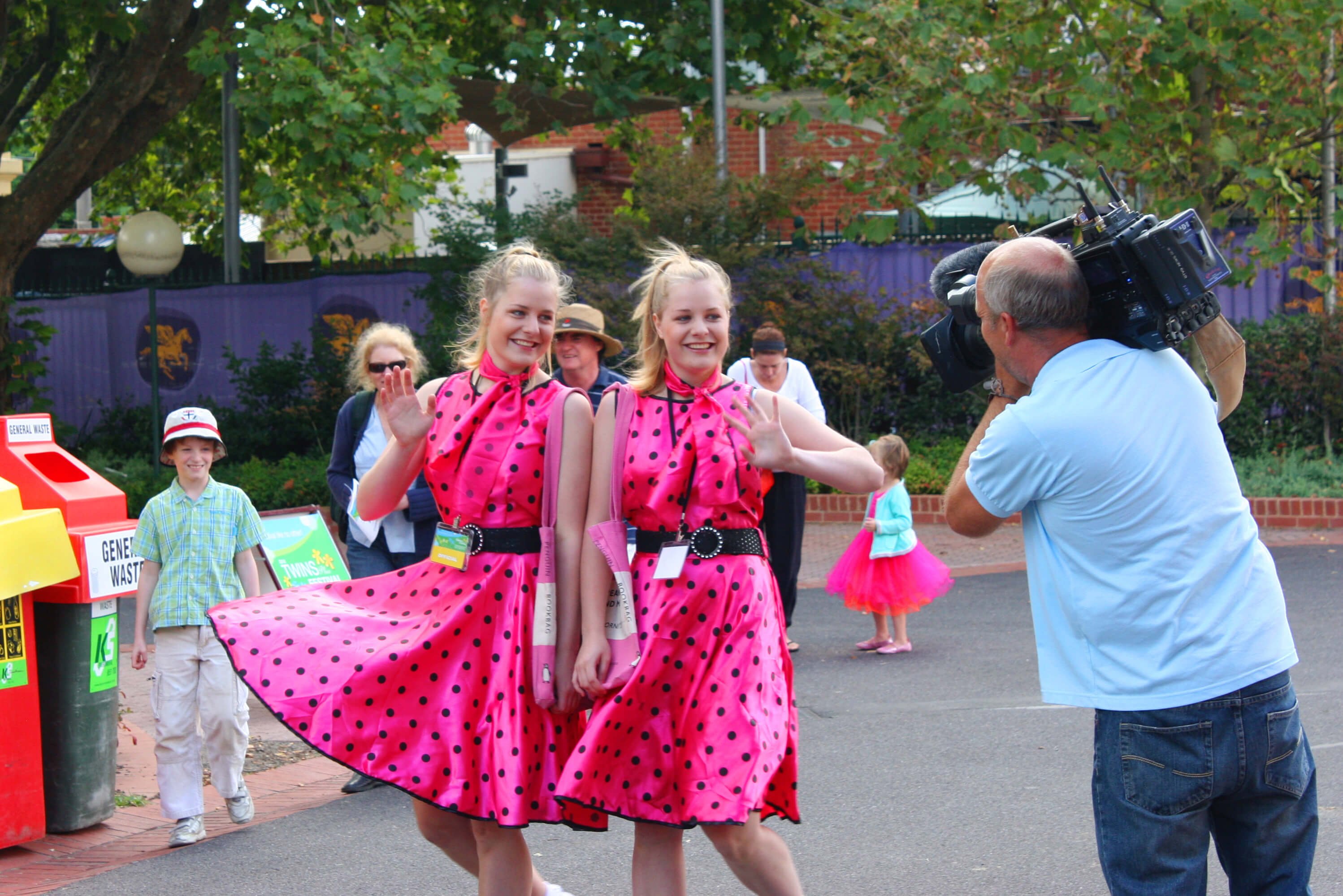 These Photos From The World’s Largest Twin Festival Will Make You Want ...