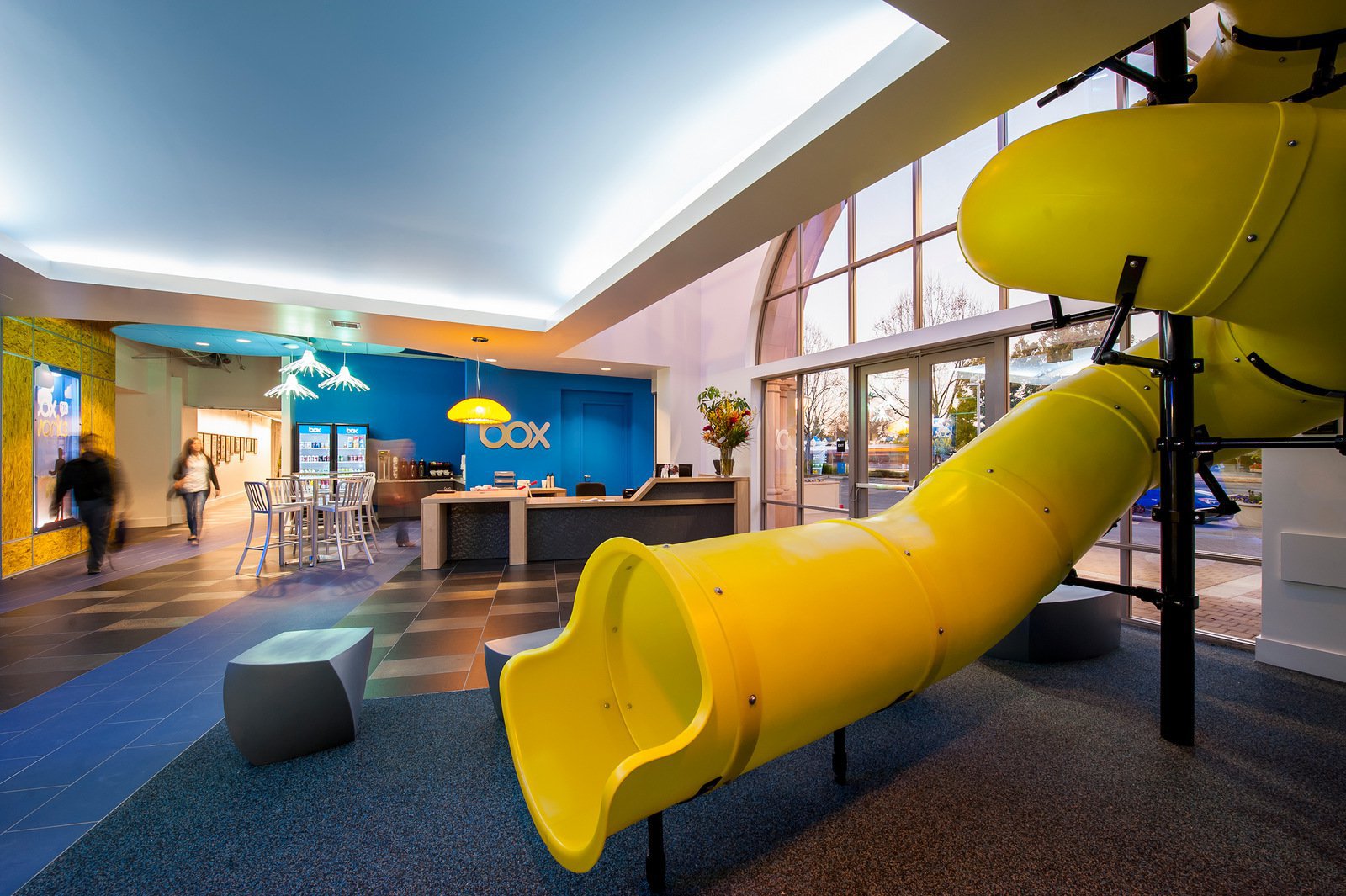 15 Stunning Office Lobbies Around The World That’ll Make You Want To ...