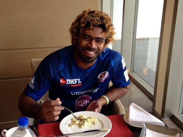 What Exactly Do Cricketers Eat During Lunch & Tea Breaks In A Test ...