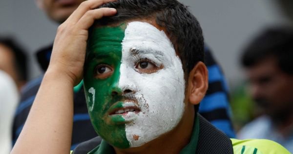 What A Collapse! Pakistan Lose 9 Wickets In One Session To Set Unwanted ...