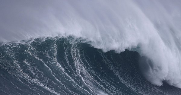 Six-storey high wave sets a record, says UN agency