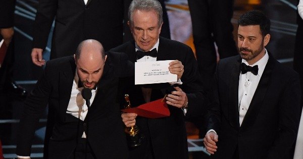 Here’s What Happened At The Oscars That Led To A Blunder While ...