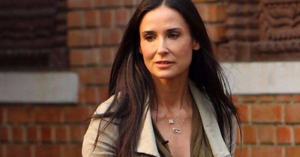 Hollywood Actress Demi Moore Sued Over Pool Death
