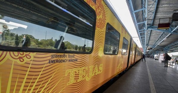Despite Leaving 3 Hours Late, Tejas Express Reaches Mumbai A Minute ...