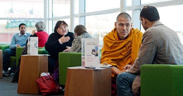 Delhi Is Getting Its First Ever ‘Human Library’ Where You Can Borrow ...