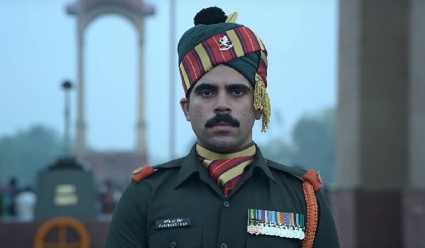 This Moving Story Of An Unsmiling Guard At India Gate Will Convince You ...