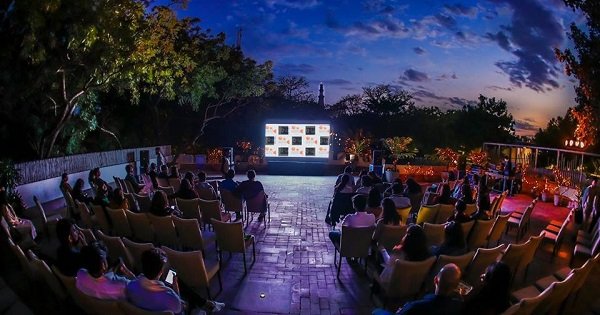 Open Air Movie Screening In Delhi | Sunset Cinema Club Open Air Screenings