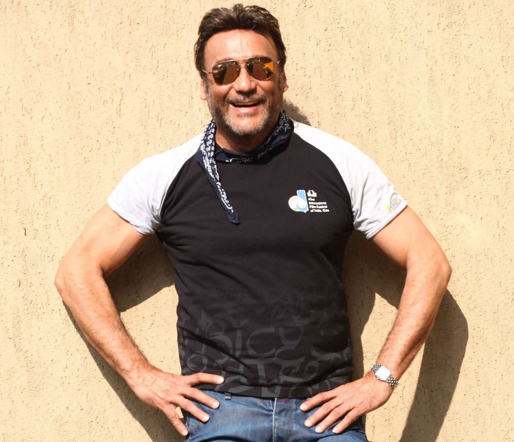 Jackie Shroff Giving A Tour Of The Chawl He Grew Up In Shows The Kind ...