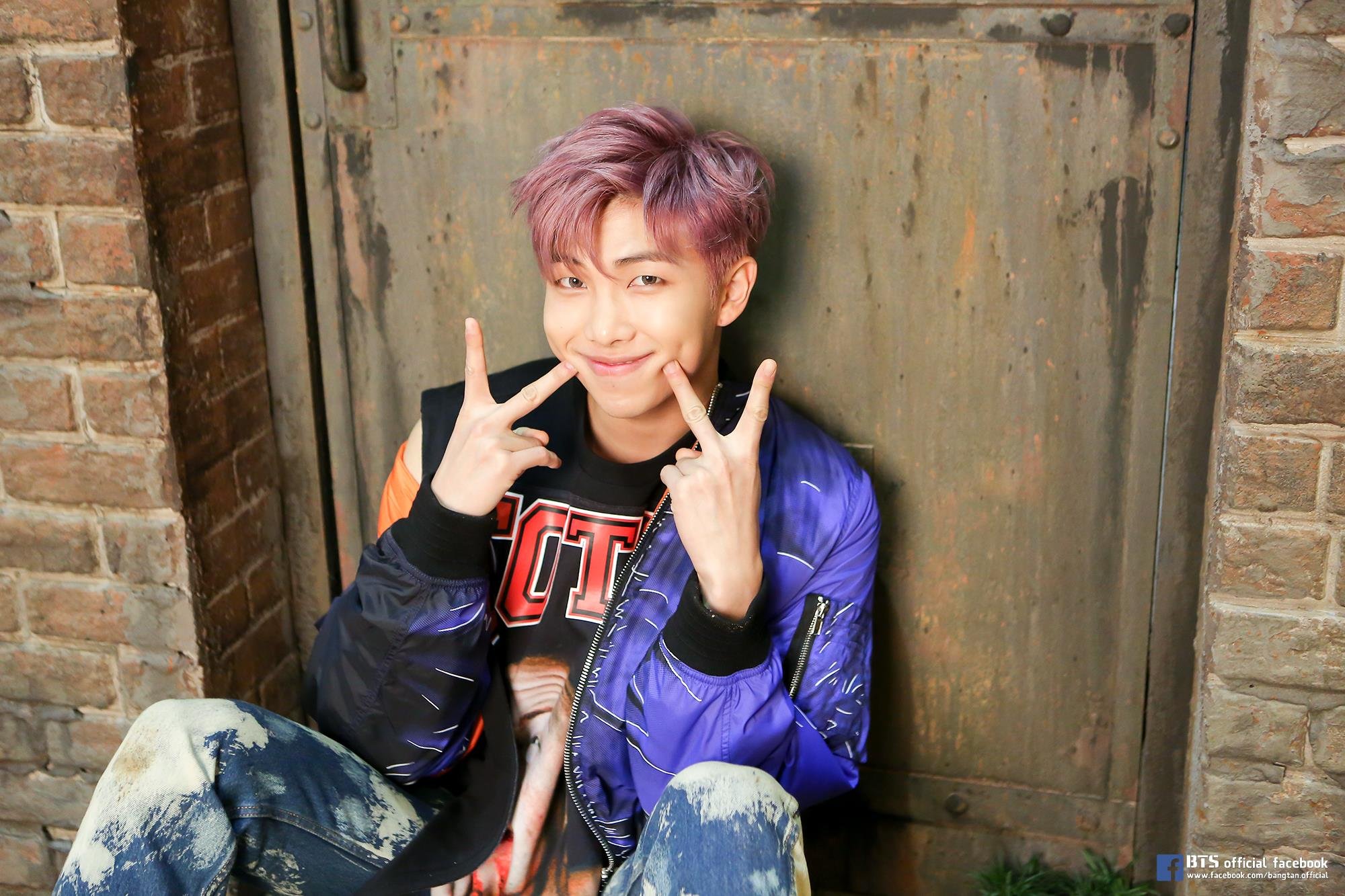 Here s Why The World Is Crushing On BTS The Biggest Boy Band In The