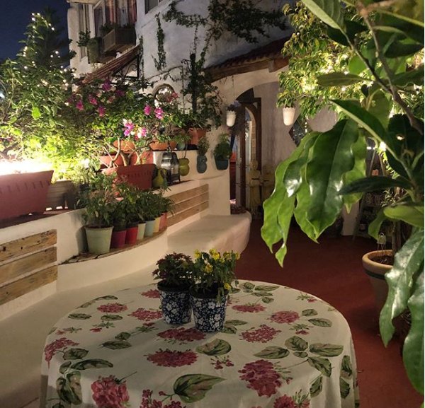 Mini Mathur & Kabir Khan’s Mumbai Home Is A Perfect Holiday Retreat ...