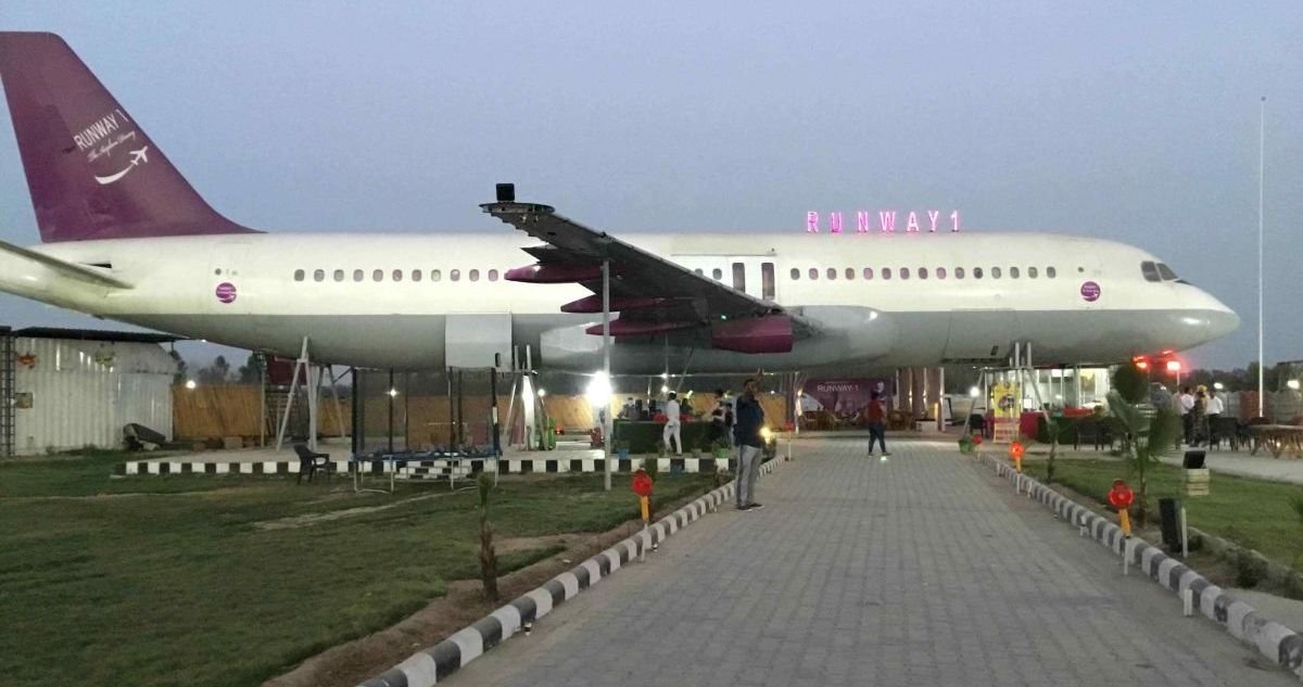 This Restaurant In Delhi Serves Food Inside An Actual Airplane & We ...