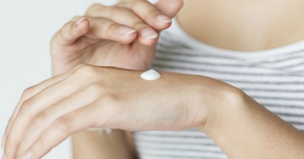 6 Best Moisturizing Cold Creams You Need To Have If You Don’t Want To ...