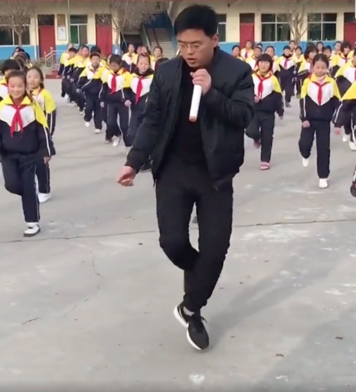 Chinese Principal Broke Rules & The Internet By Dancing With Students ...