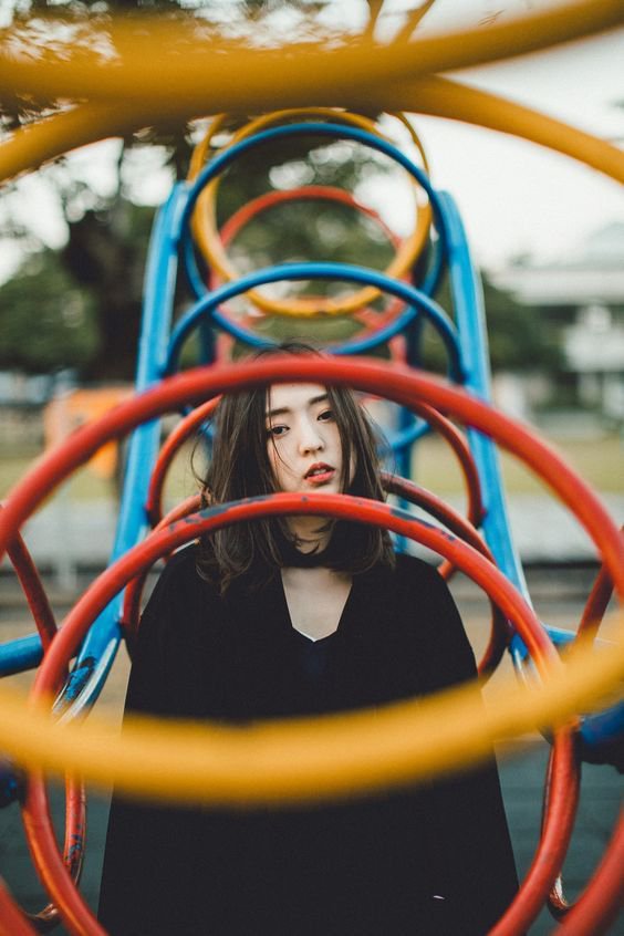 25 Amazing Photography Poses To Make Your Instagram Game Strong AF ...