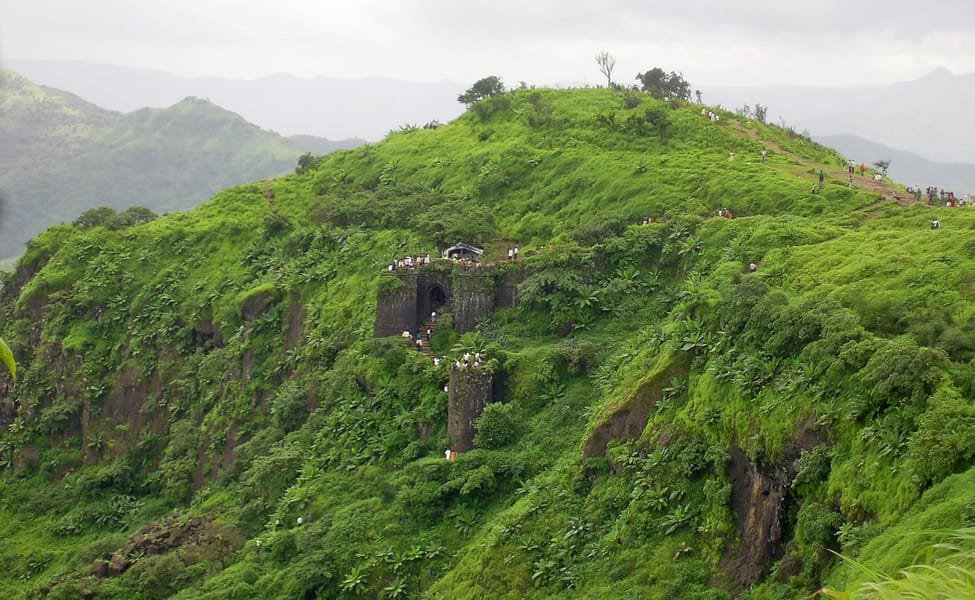 10 Haunted Places In Pune That You Should Visit At Your Own Risk
